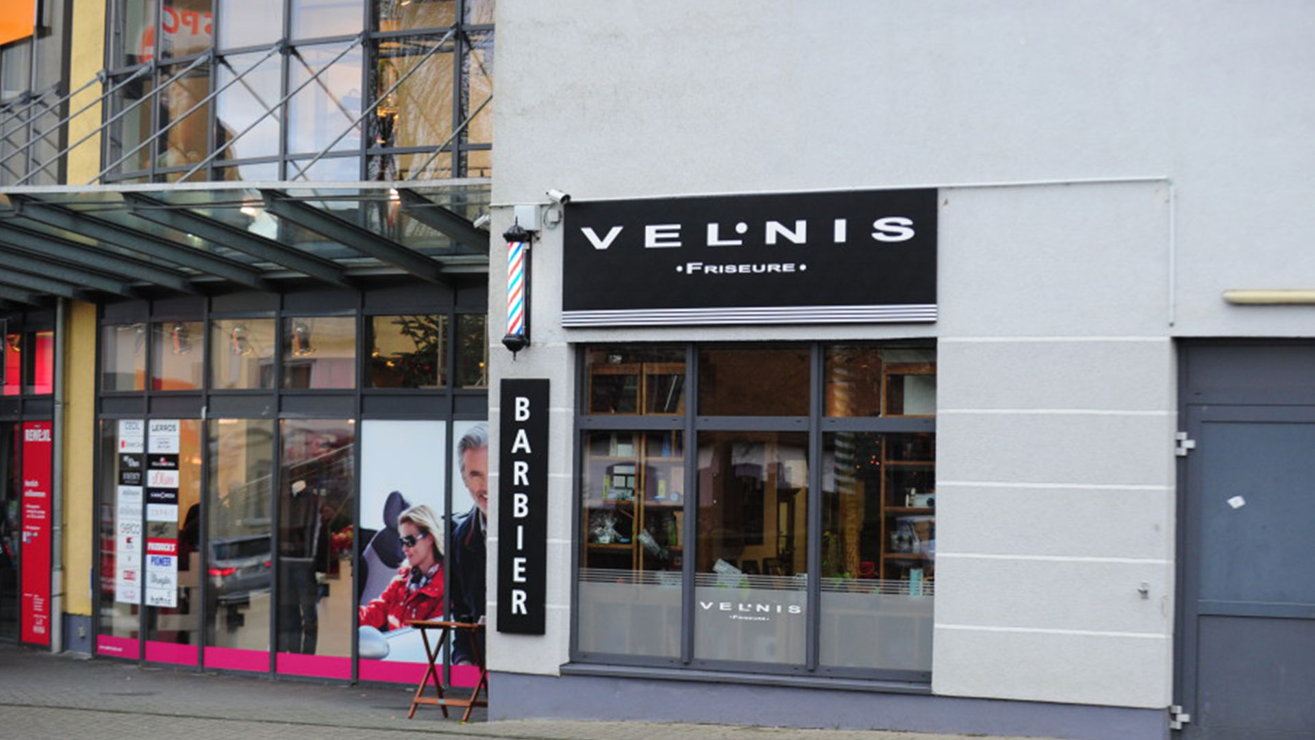 Home | Velnis Friseure